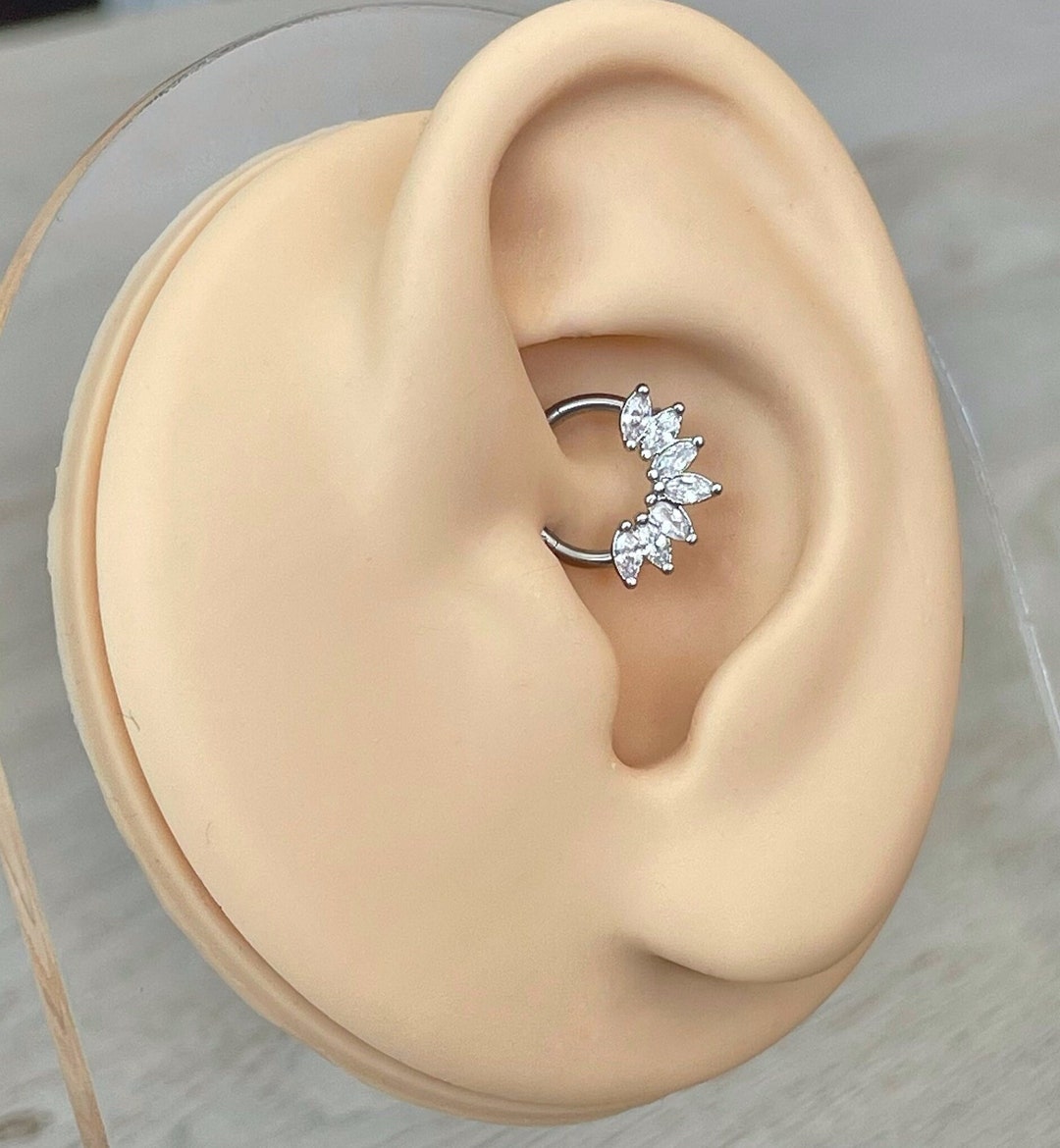 Silver Sunburst Daith Jewelry 16G | Cute Daith Earring Clicker | Daith ...