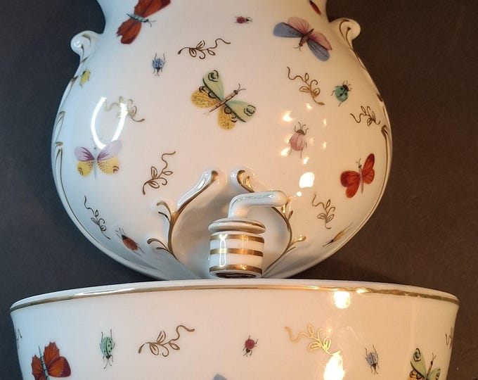 Vintage Decor Lenwile Ardalt Japan Porcelain Wall Lavabo Fountain ...