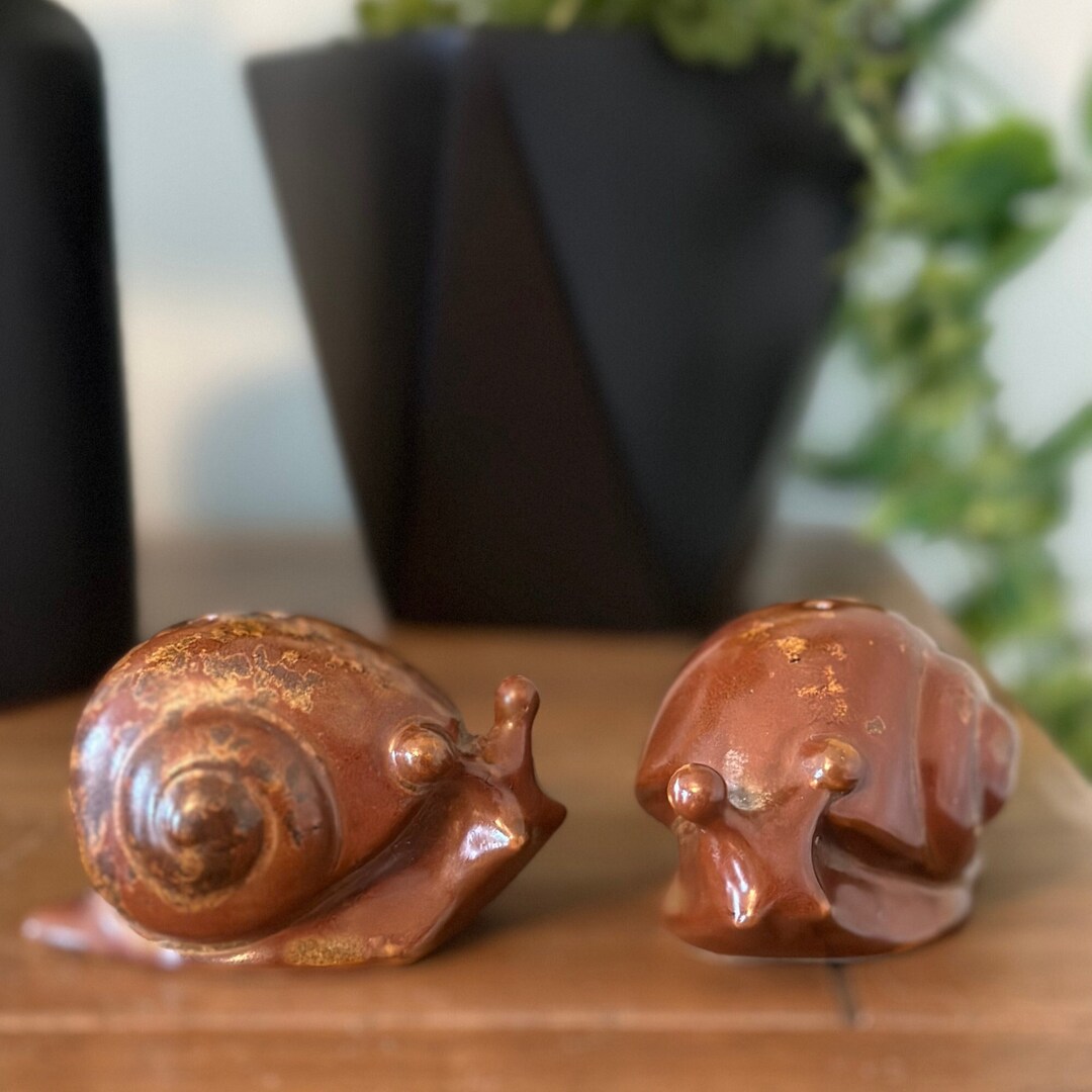 Vintage Snail Salt and Pepper Shaker | MCM Kitchen | Mid Century S&P ...