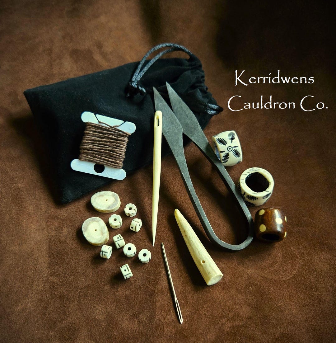 Medieval Sewing Kit, Viking Sewing Kit, Bone Nalbinding Needle, Bone ...
