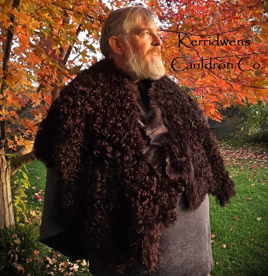 Björn Ironside Viking Fur Mantel, Capelet, Medieval Brown Curly Wool ...