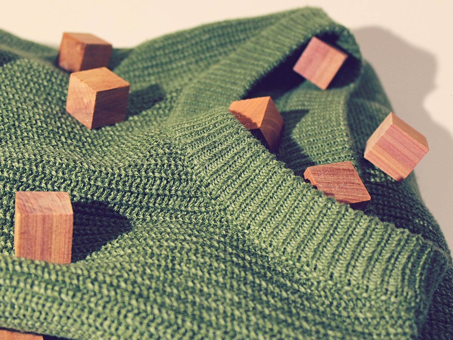 Sample Pack of NATURAL MOTH BALLS - Red Cedar Wood - Rustic Wood Crafts ...