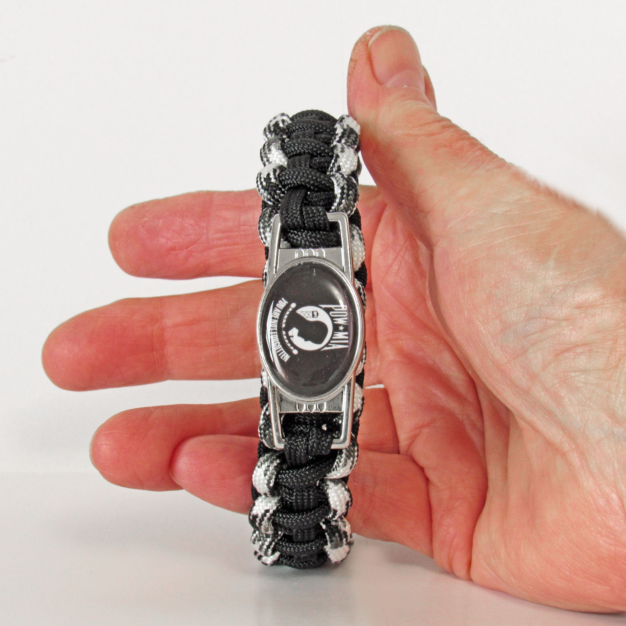 Custom POW-MIA Paracord Bracelet: Patriotic Military Support - Etsy