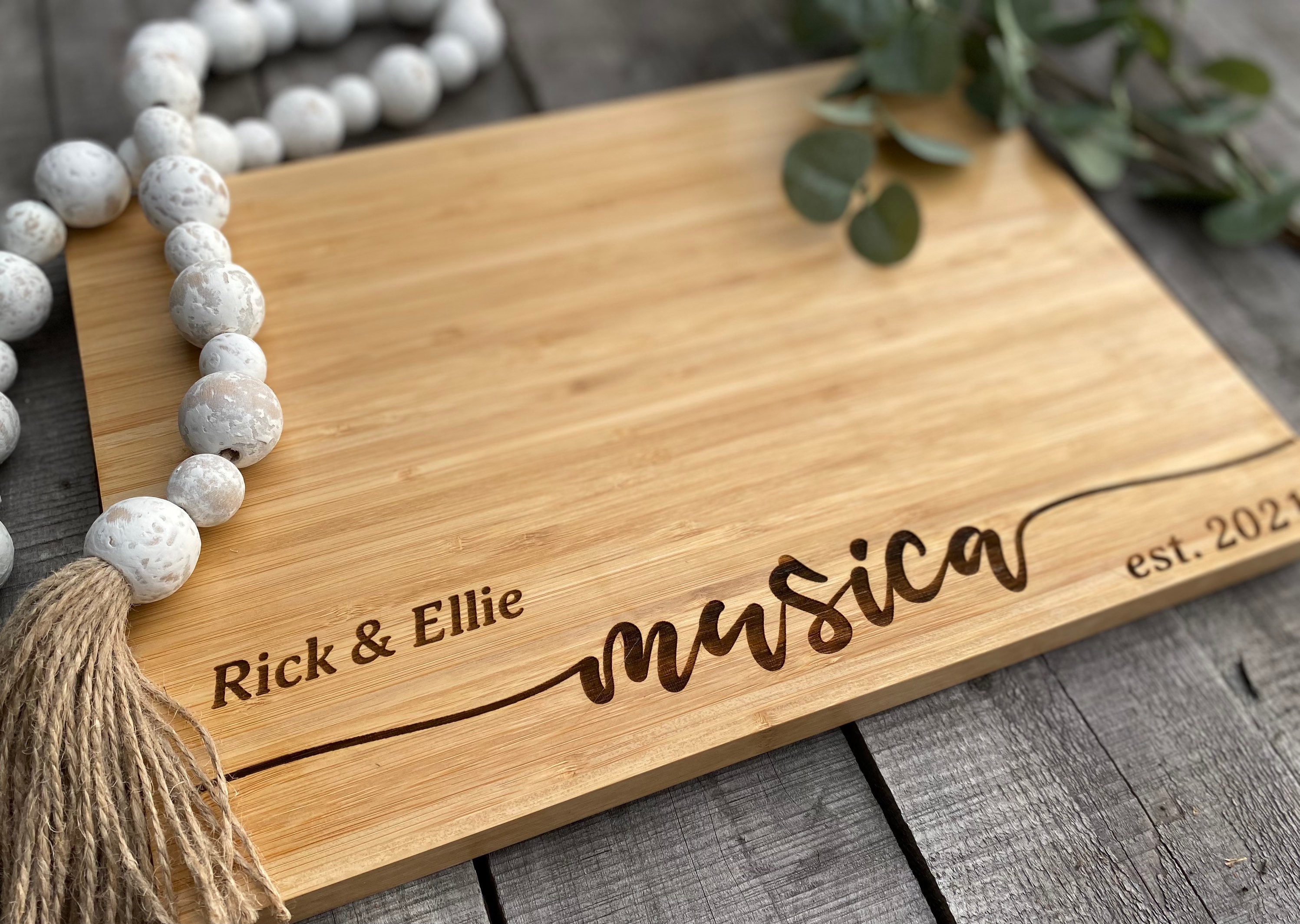 Custom Laser Engraved bamboo cutting board | Etsy Italia