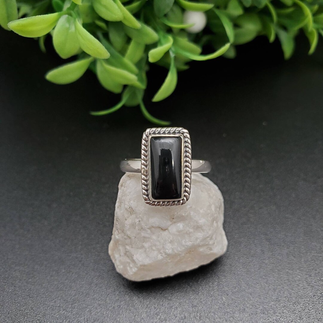 R-10377 | Rectangle Black Onyx Ring | Sterling Silver Twist Wire Black ...