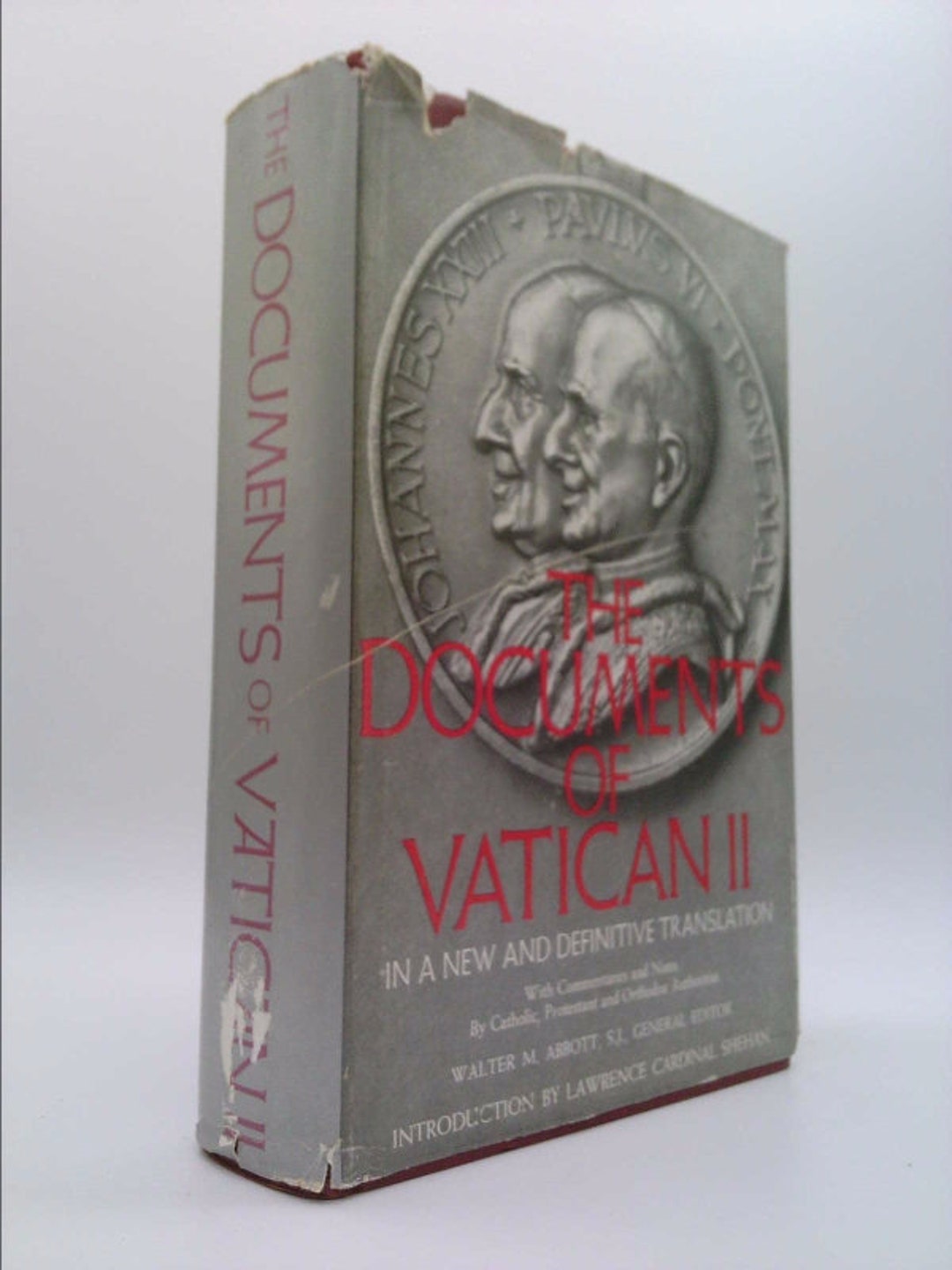 The Documents of Vatican Ii, With Notes and Commentaries by Catholic ...