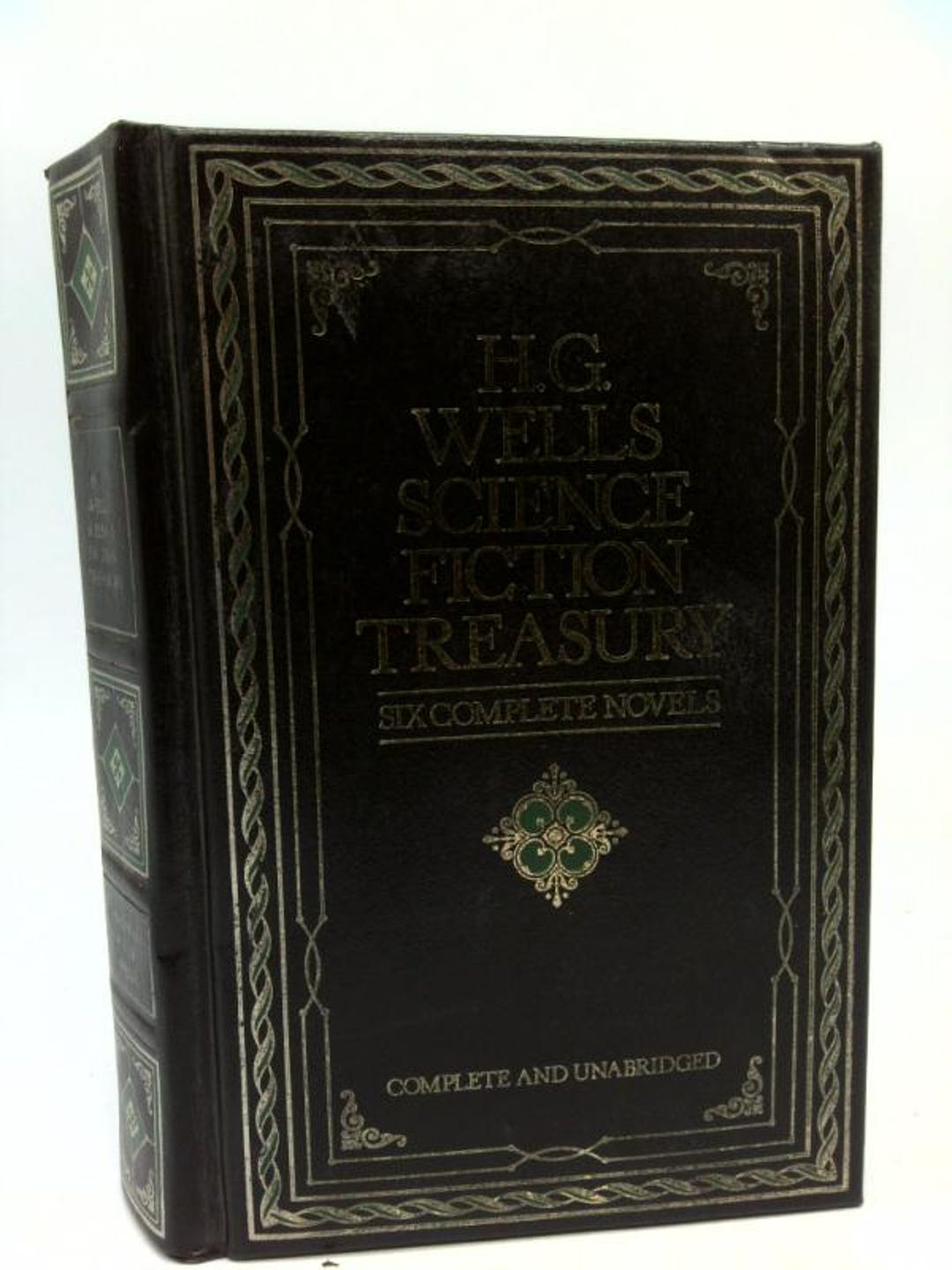 H.G. Wells Science Fiction Treasury: Six Complete Novels by H.G. Wells ...