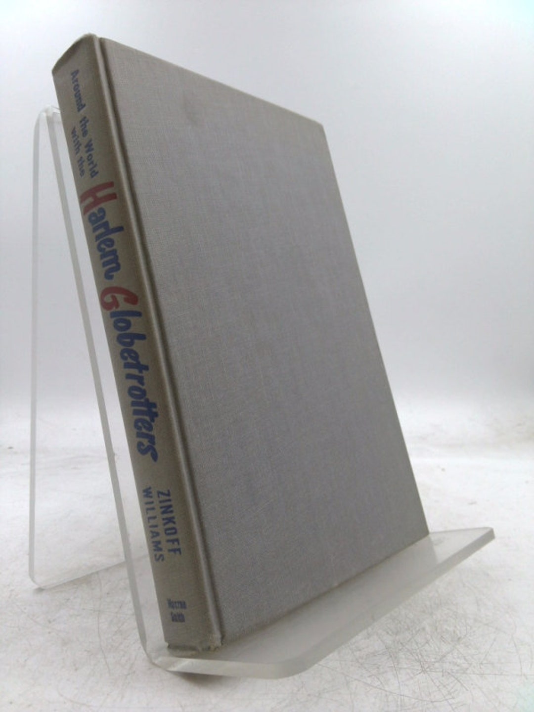 Around the World With the Harlem Globetrotters by Dave and Williams ...