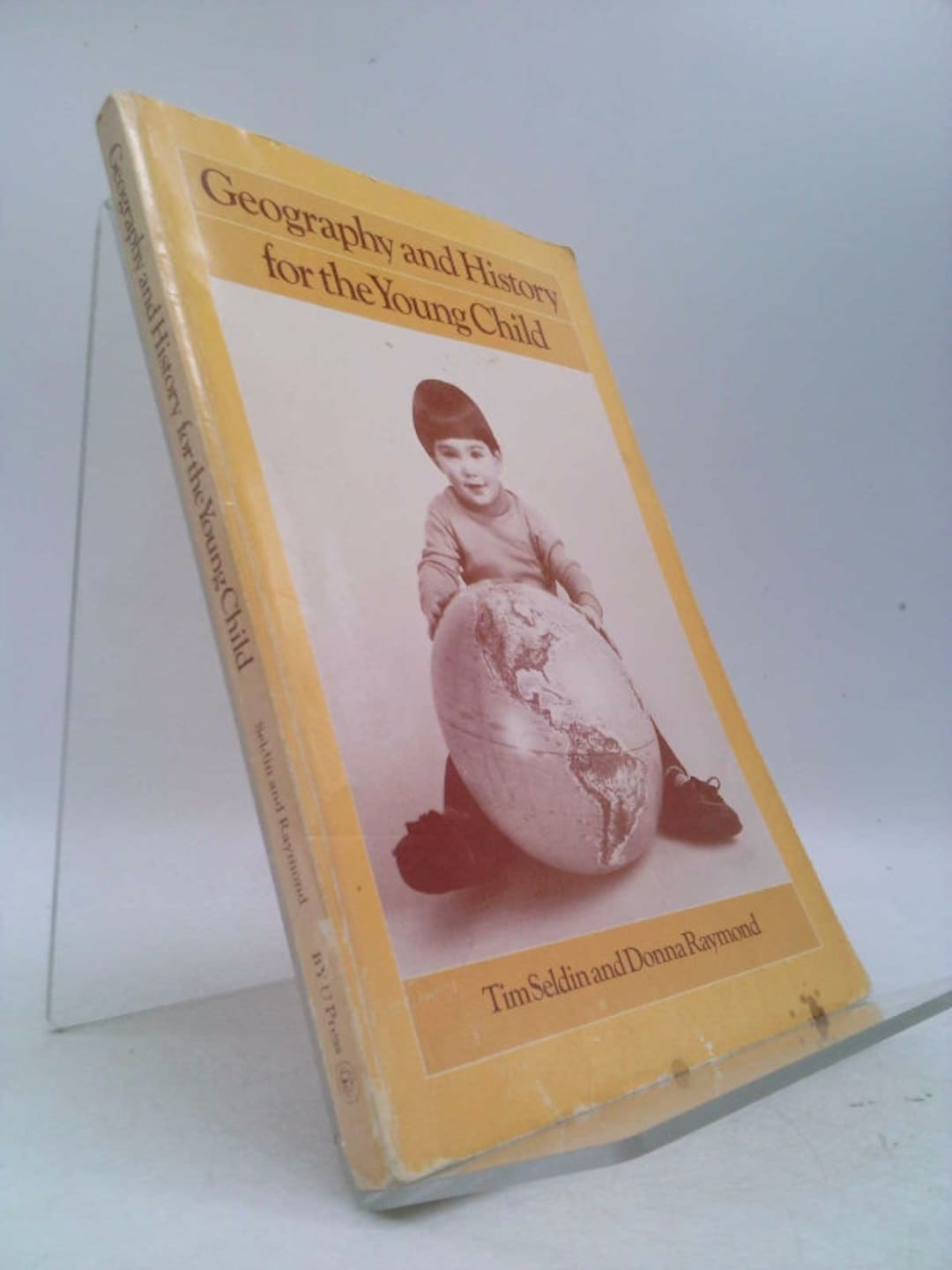 The World in the Palm of Her Hand: the Montessori Approach to Geography ...