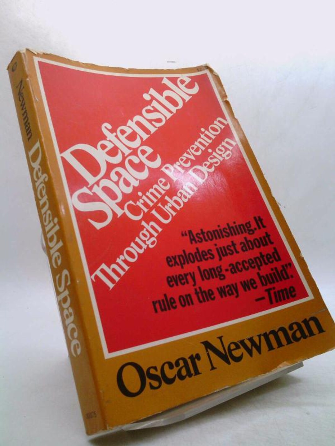 Defensible Space-crime and Prevention Through Urban Design by Oscar ...