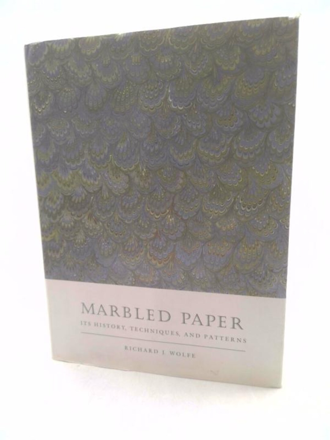 Marbled Paper: Its History, Techniques, and Patterns by Richard J ...