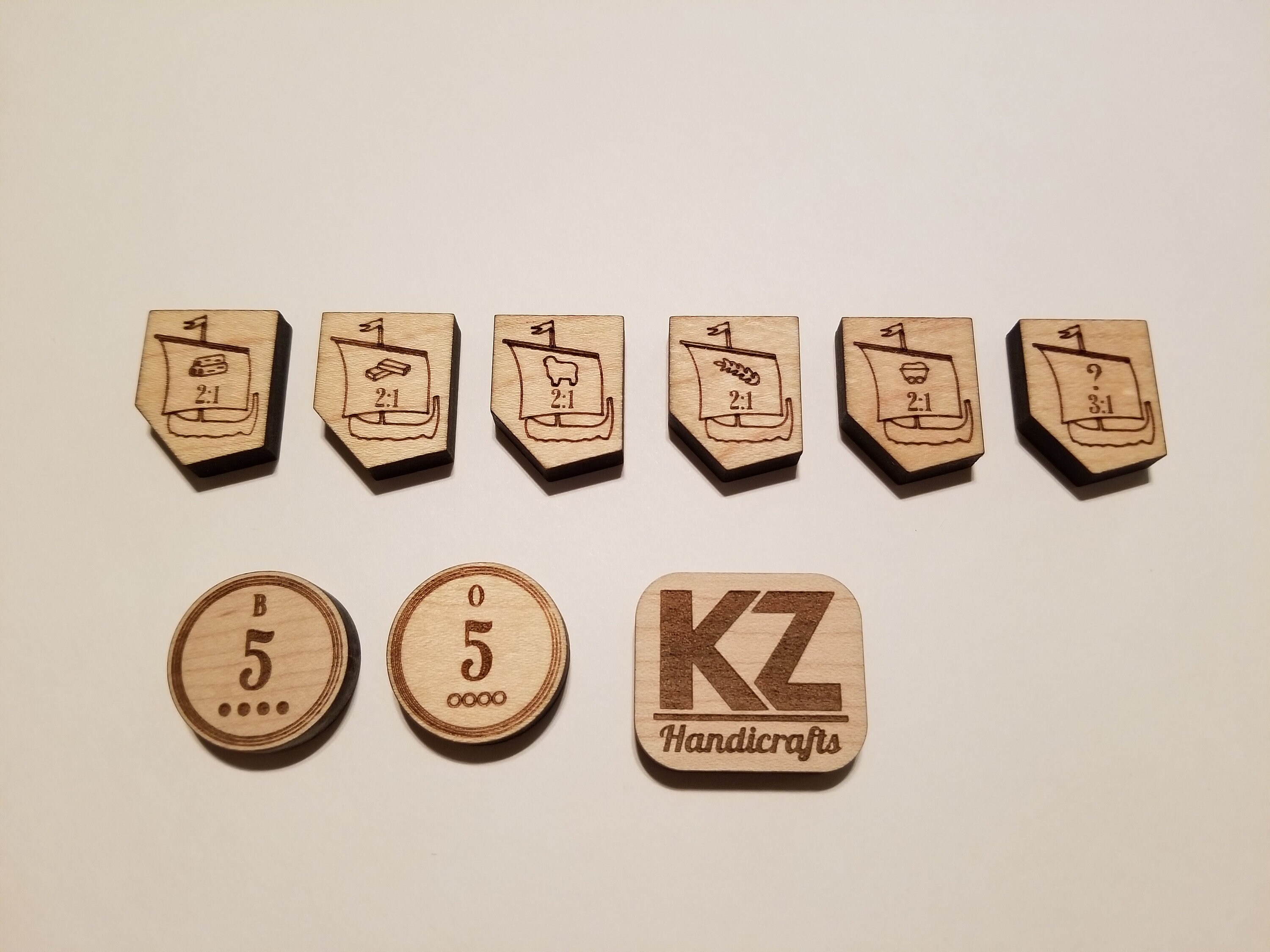 Catan-inspired 2-6 Player Base Expansion Game Board Organizer for ...