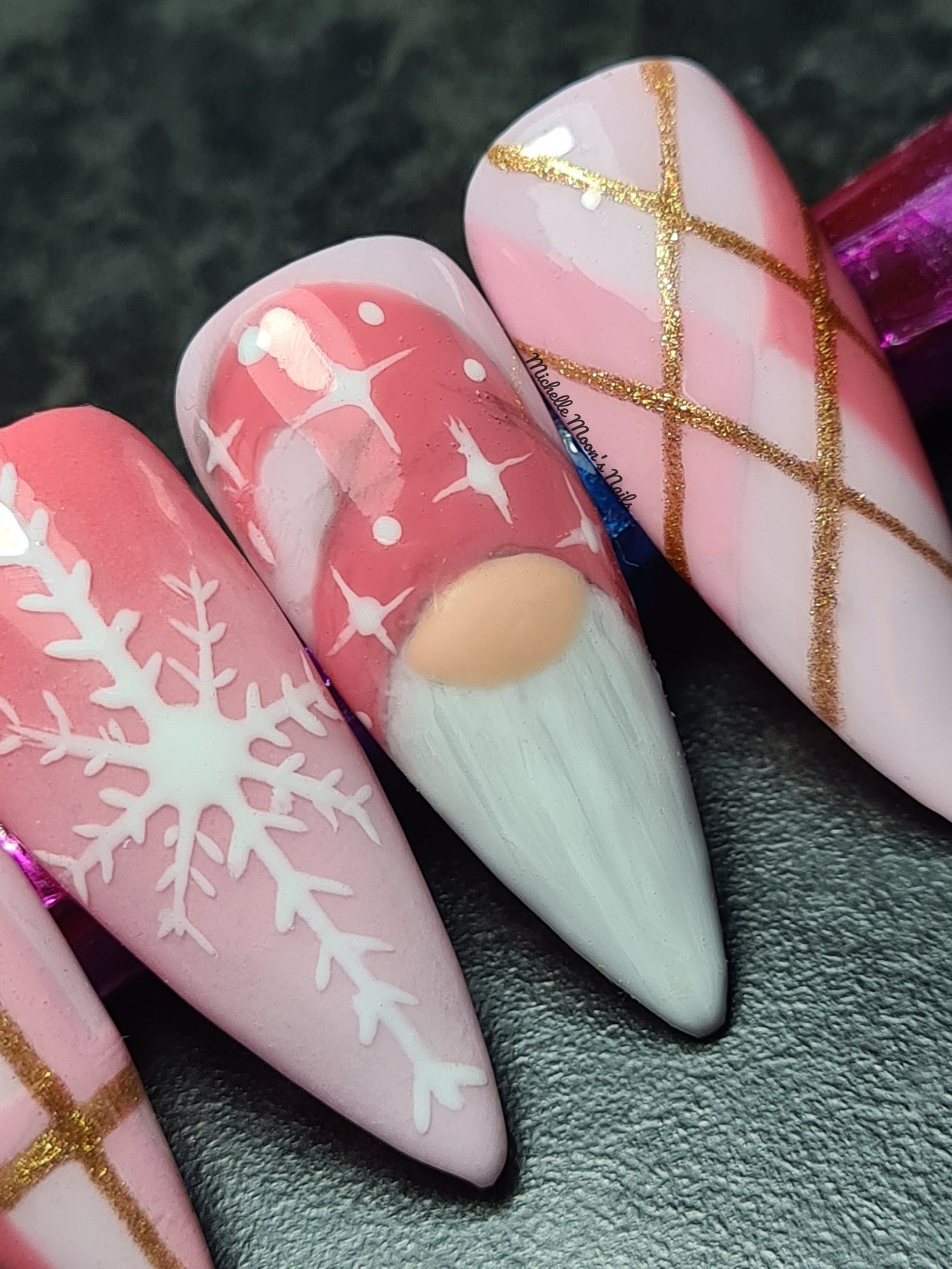 Gonks Pink Tartan Argyll Snowflake Christmas Fake Reusable Press-on ...