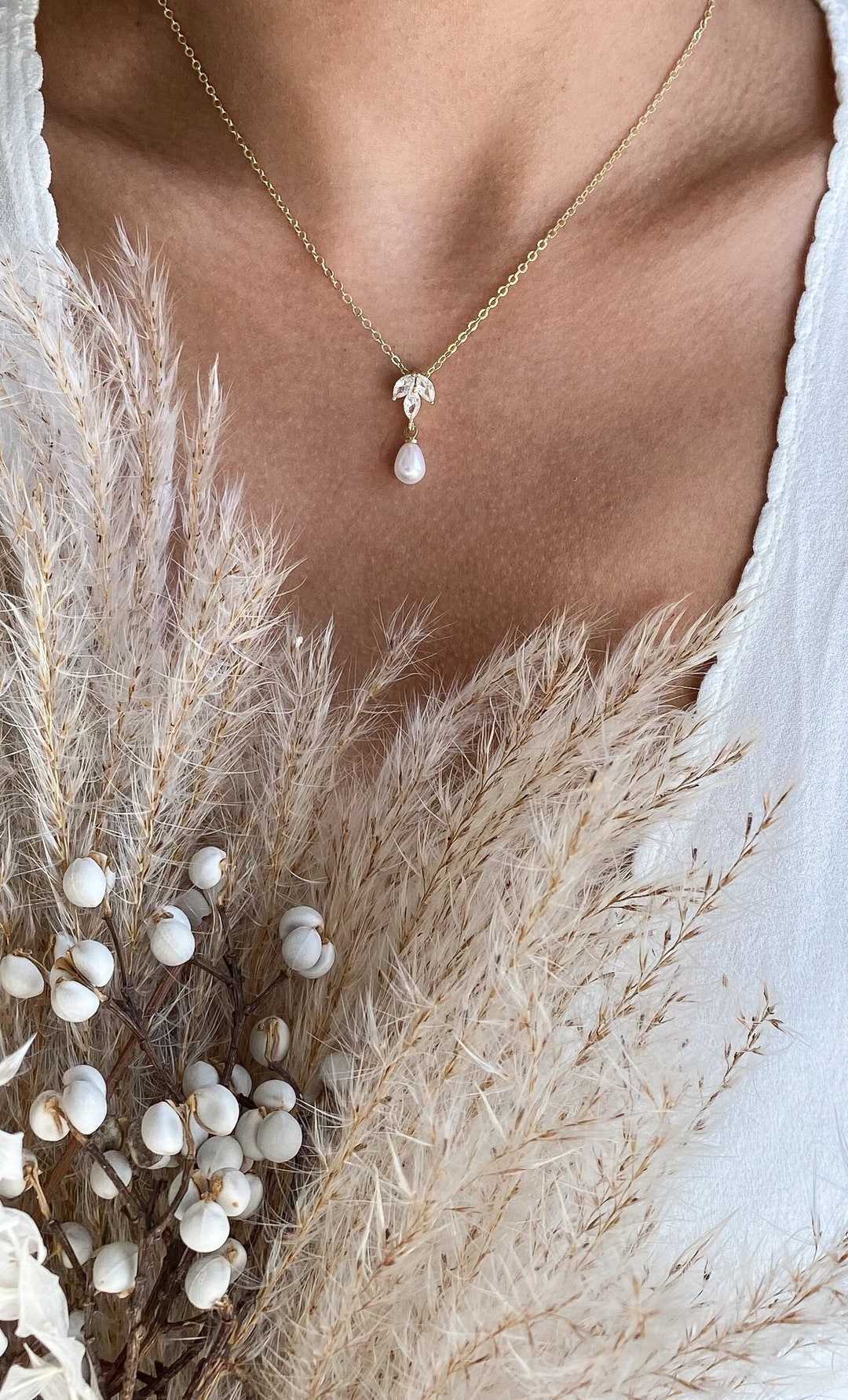 HELSEY | Crystal Wedding Necklace | Pearl Crystal Pendant Necklace ...