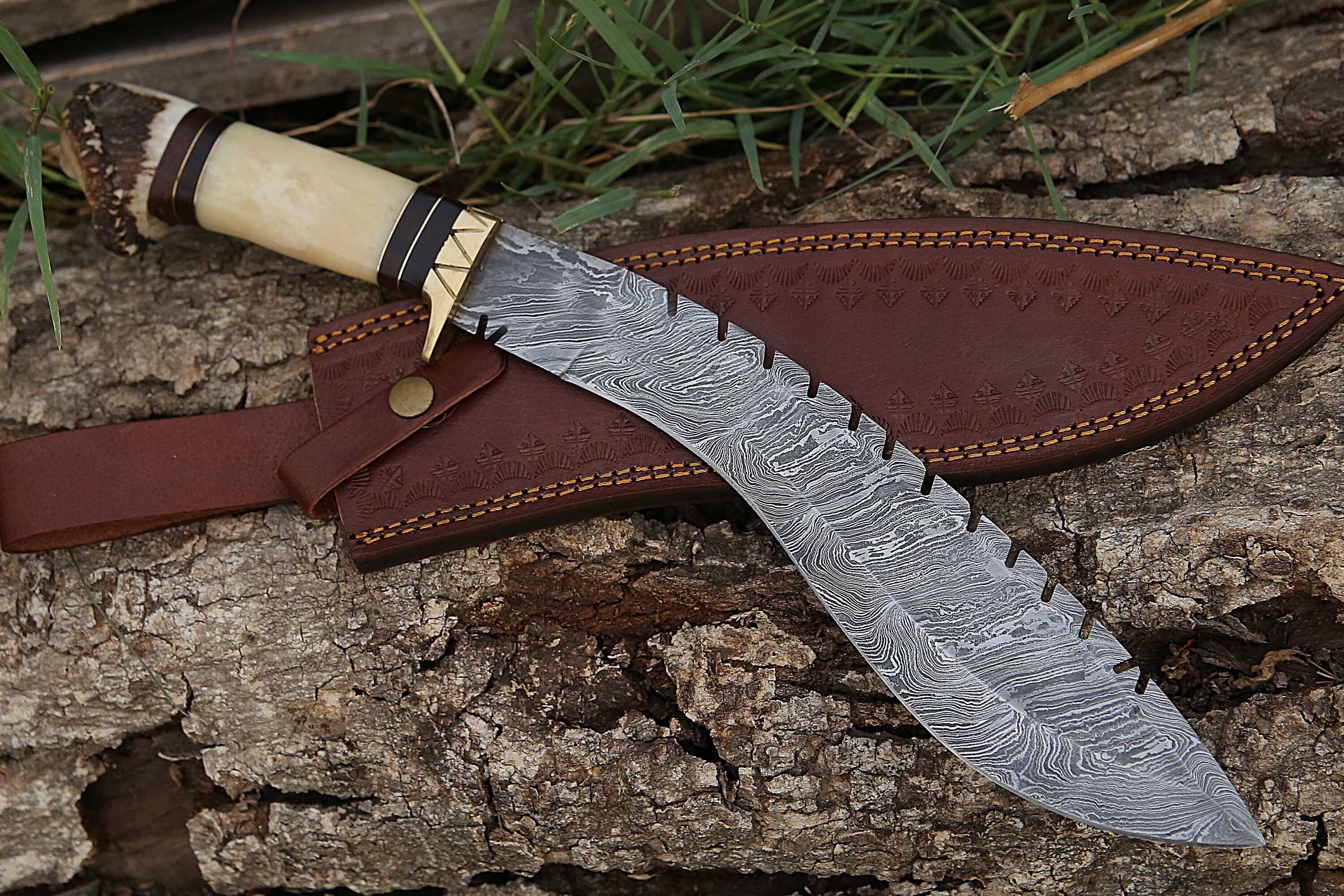 Handmade Damascus Kukri Knife With Stag Horn And Bone Handle Etsy Canada Handmade Damascus Kukri Knife With Stag Horn And Bone Handle Etsy Canada