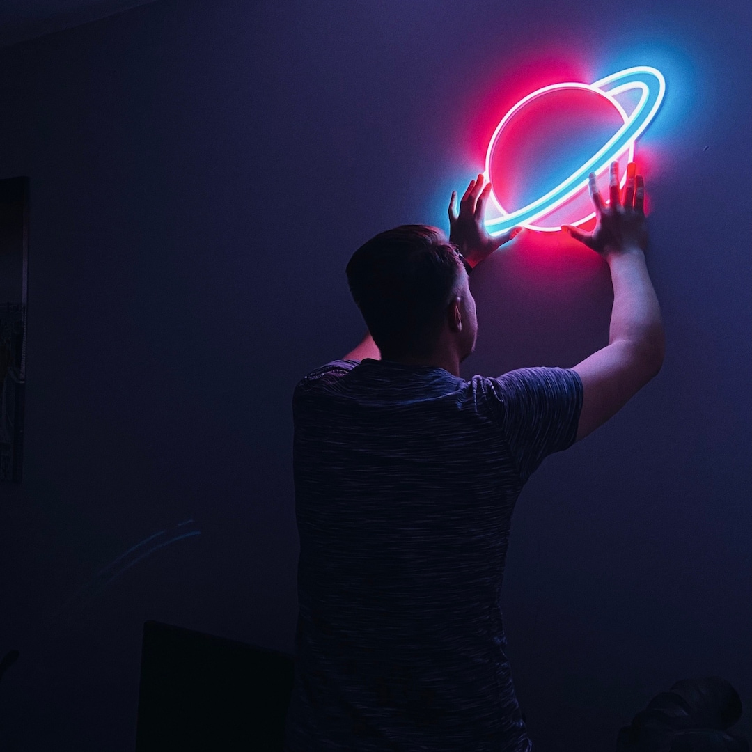 Saturn Planet Neon Sign, Custom Led for Bedroom, Cosmos and Universe ...