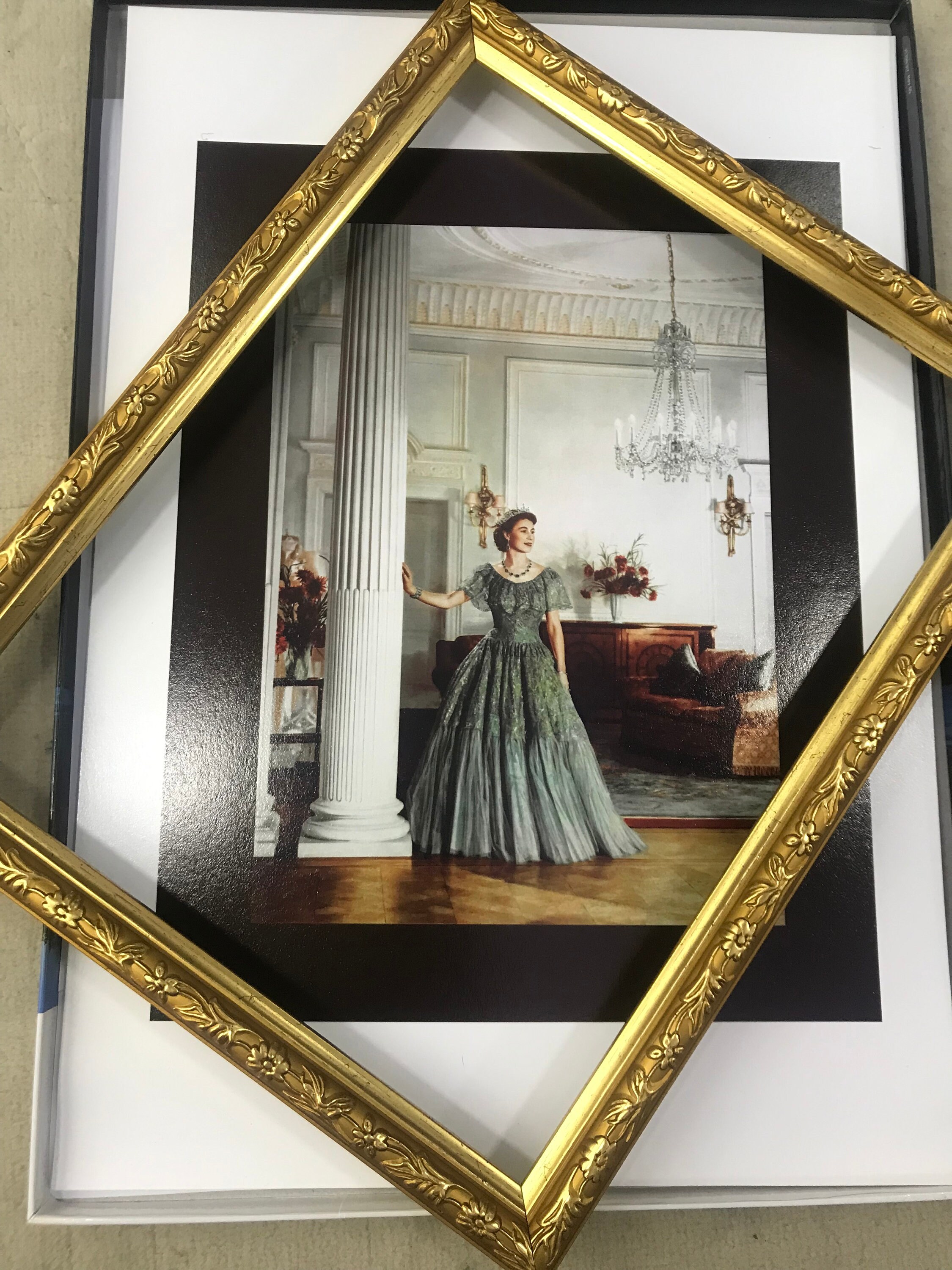 Queen Elizabeth II Portrait Poster Exclusive Framed Canvas - Etsy