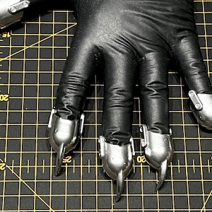 Catwoman and Black Panther Claws **LAST PAIR** - Etsy