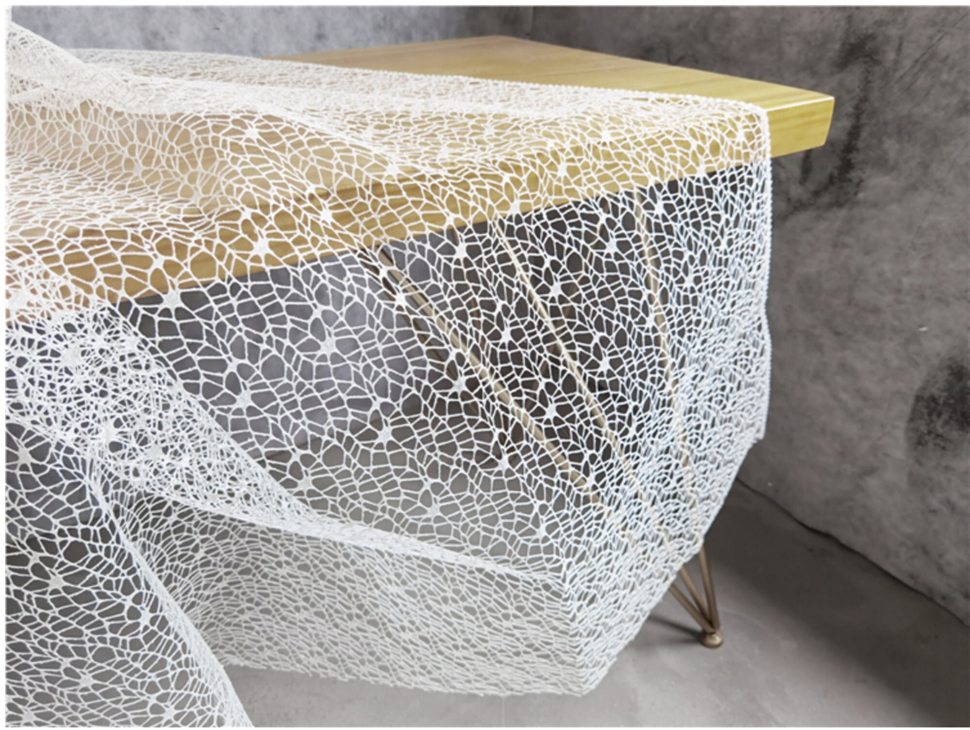 White Texture Large Mesh Mesh Fabric, Graduation Design Fabric, Wedding ...