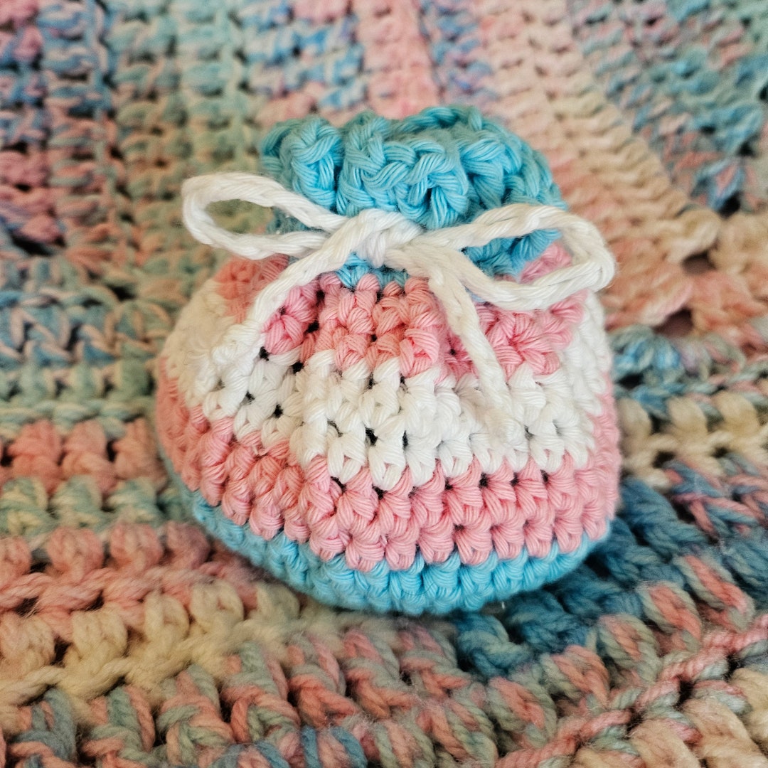 Crochet Transgender Pride Flag Dice Bag DND - Etsy