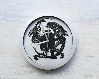 Predator Wall Clock - Etsy