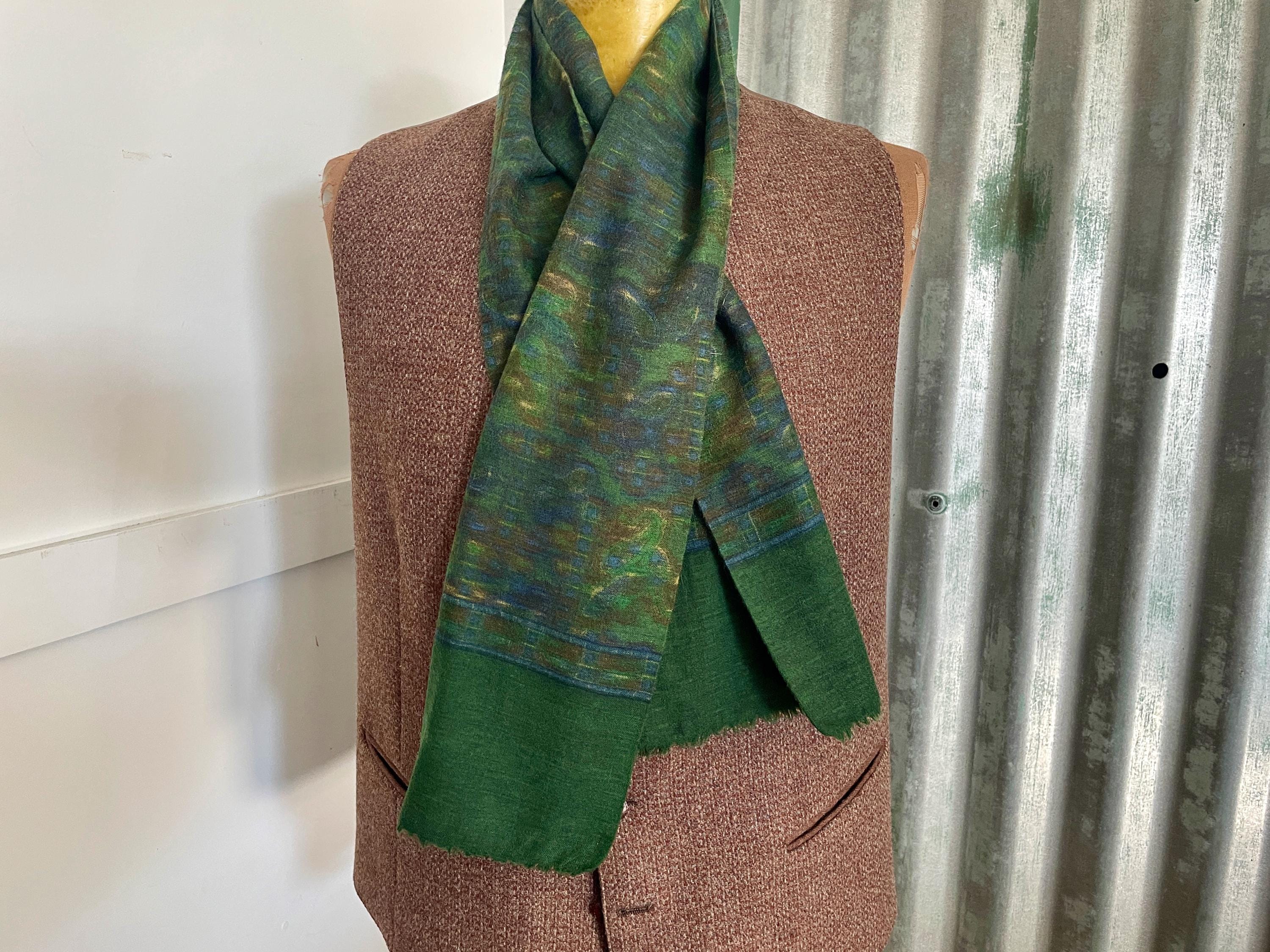 1970's Vintage Wool Ascot Cravat Neck Scarf Green Abstract Print - 24 X ...
