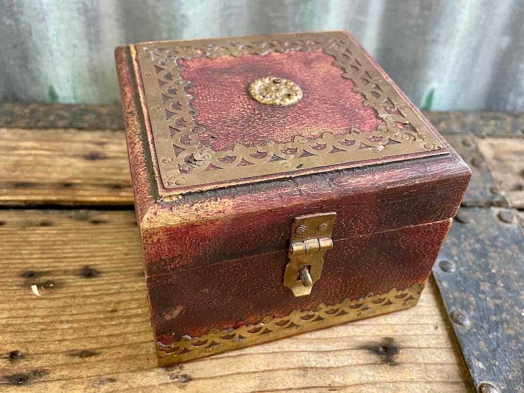Vintage Square Wooden Trinket Box With Brass Decoration - OOAK - Etsy ...