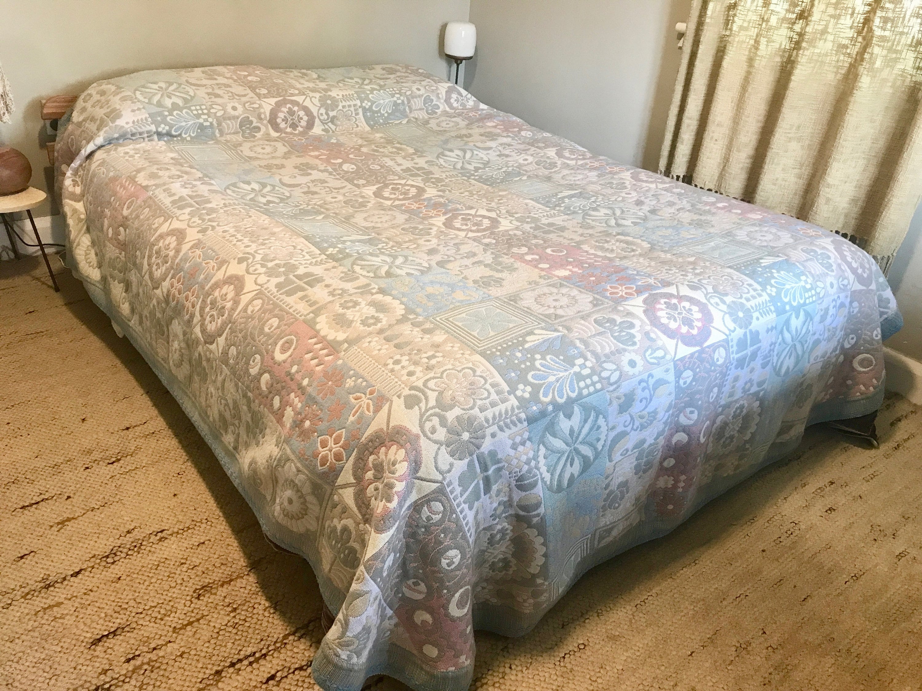 Sale! Pair of 1980's Vintage Bed Covers Set of 2 Pastel Blue Pink King ...