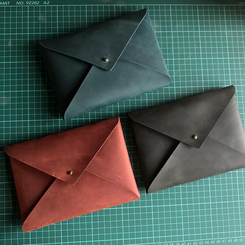 Personalized Leather Envelope With Engraving - Etsy
