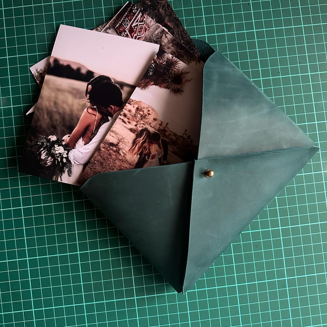 Personalized Leather Envelope With Engraving - Etsy