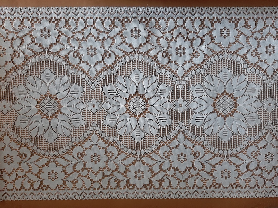 Vintage White Net Lace Table Runner: Handmade, Floral Design, H 22.5 ...
