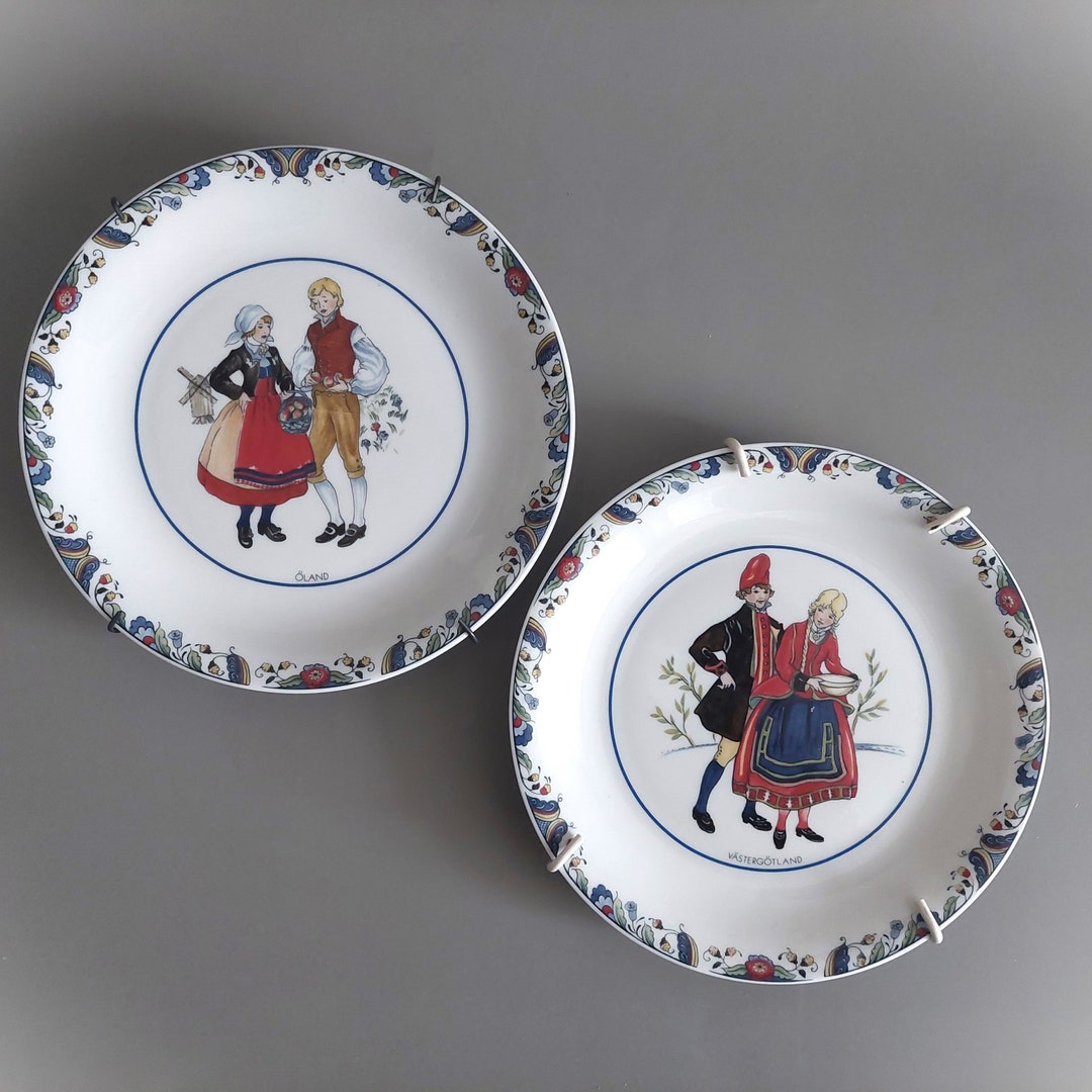 Vintage Wall Hanging Plates by Rörstrand Svenska Landskapsdräkter ...