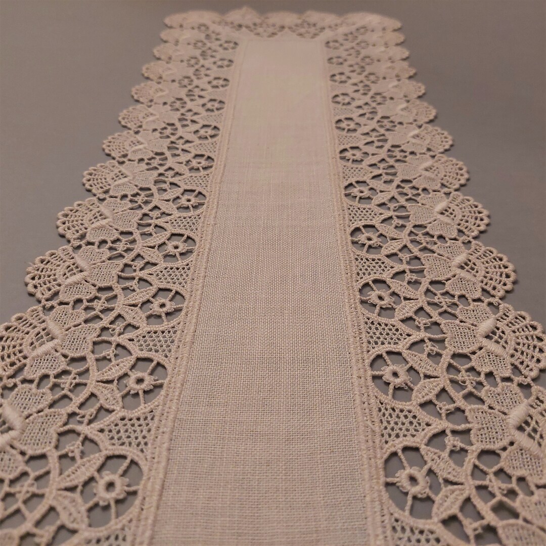 Vintage Handmade Cotton Bobin Lace Table Runner; Size 8''(20.5cm)x 23.5 ...