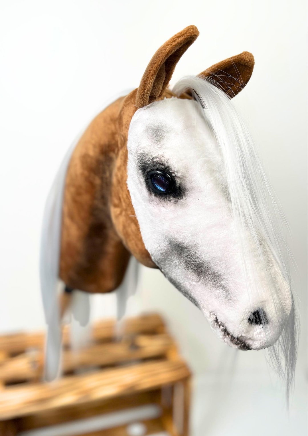 Realistic Hobby Horse, Brown and White Realistic Hobby Horse, Hobby ...