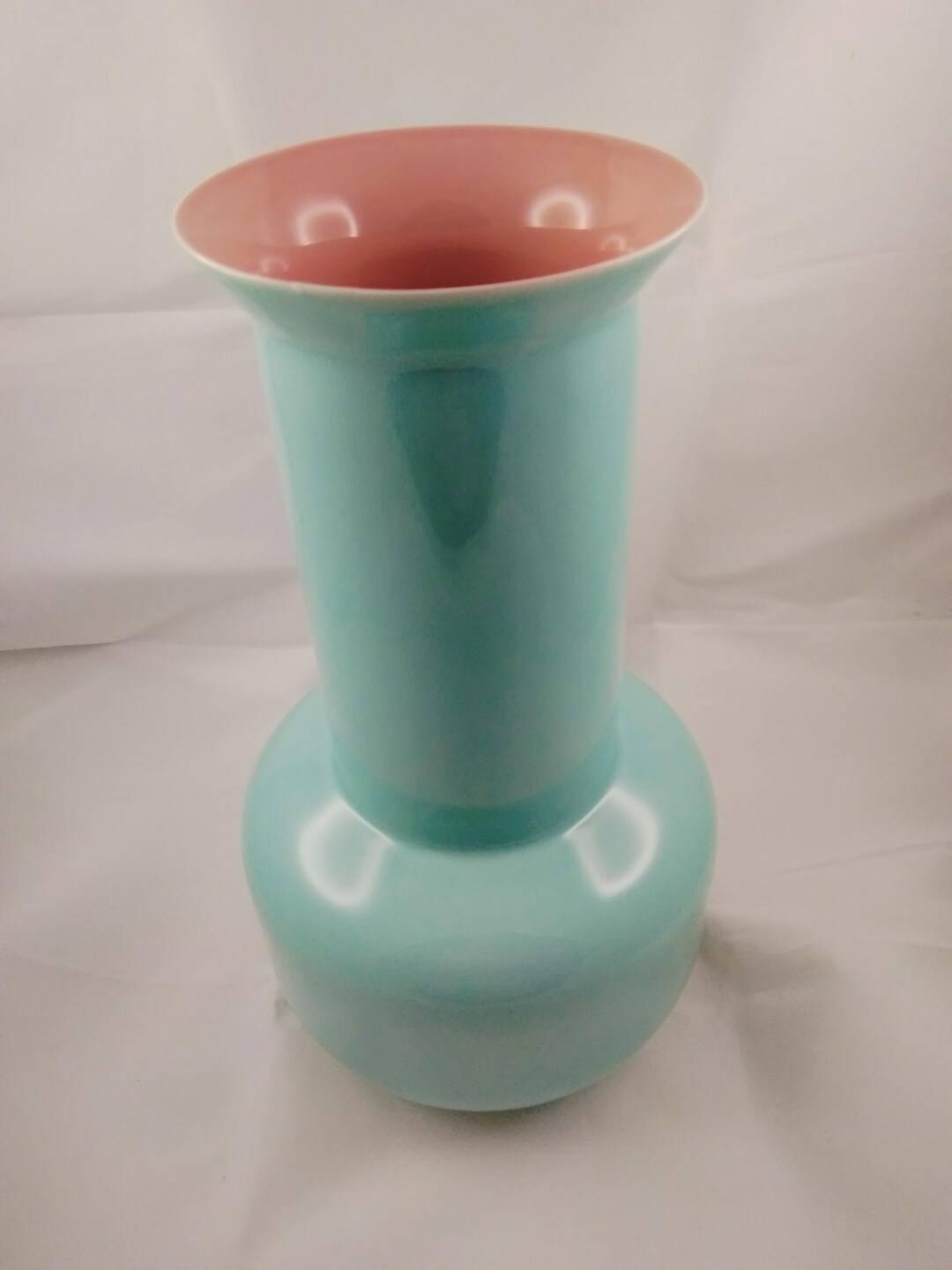 Large & Bulbous Porcelain Sage Vase in Celadon (jade) Green With Pink ...