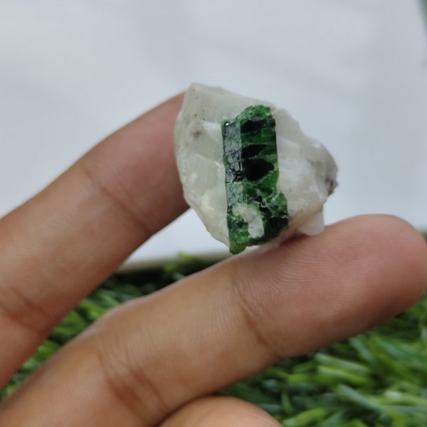 Tsavorite Garnet Specimen - Etsy