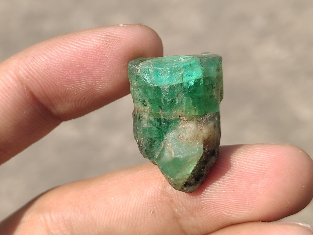 Raw Natural Emerald Specimen/ 38 Carats / 231816mm / Rough Gemstone ...
