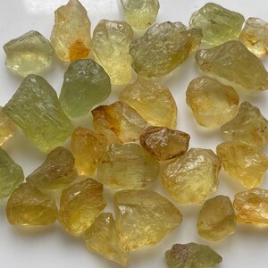 Incredible Natural Heliodor Beryl Rough Gemstone / 220 Carats Batch ...