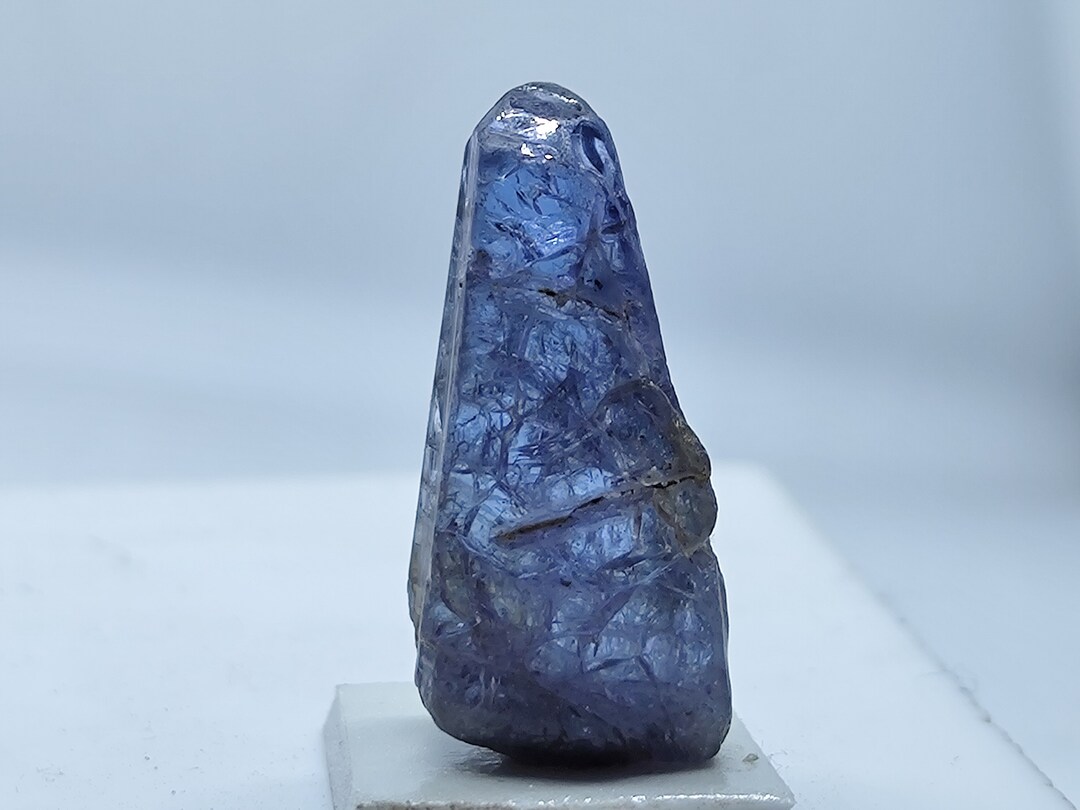 Rare Inclusions in Natural Tanzanite Crystal/ 32 Carats / 27139mm ...