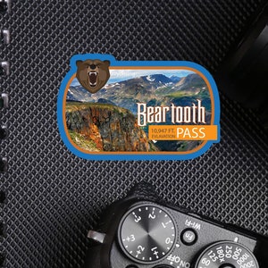 Beartooth Pass Decal / 2.5" Sticker / Beartooth Highway / Yellowstone ...