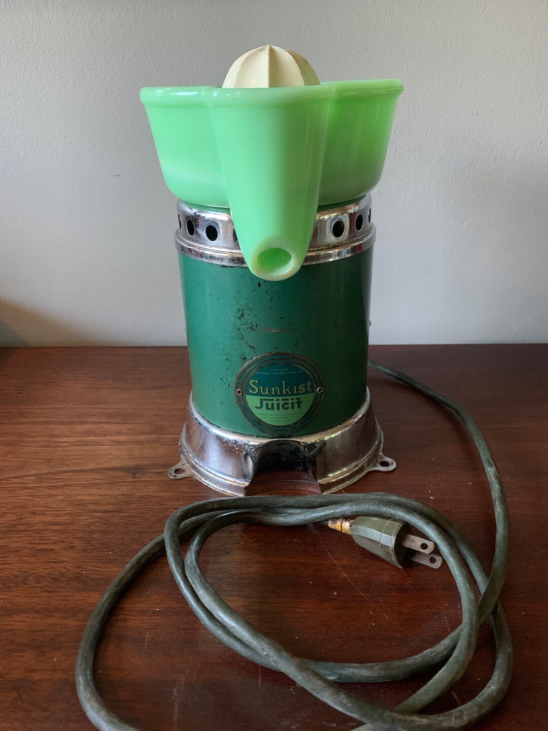 Vintage Sunkist Juicit Juicer With Jadeite Bowl - Etsy