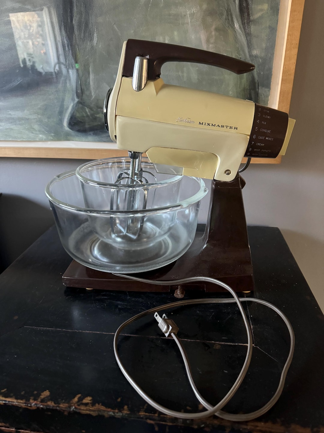 Sunbeam Mixmaster Stand Mixer 12 Speed With Light, 2 Bowls and 1 Set of ...