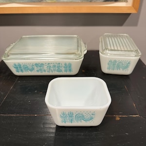 Vintage Pyrex Amish Butterprint Fridgie Set - Etsy