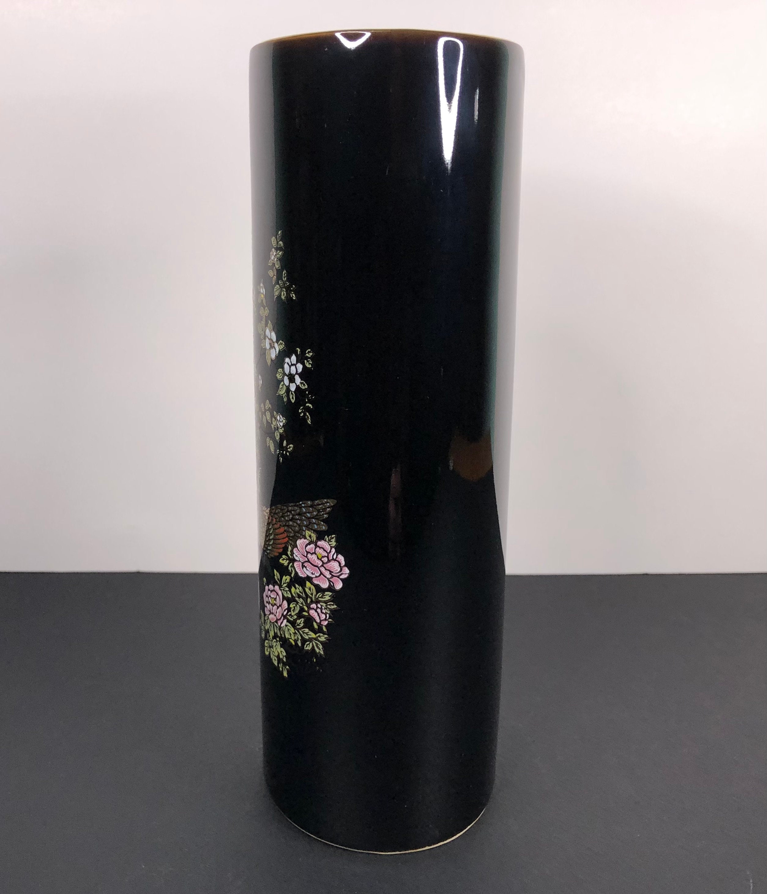 OMC Japan Black and Gold Vase With Peacocks and Flowers - Otagiri ...