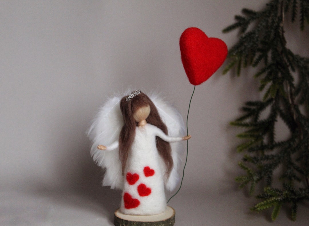 Needle Felted Tiny Angels With Heart Soft Sculpture Angel Decor Wool ...