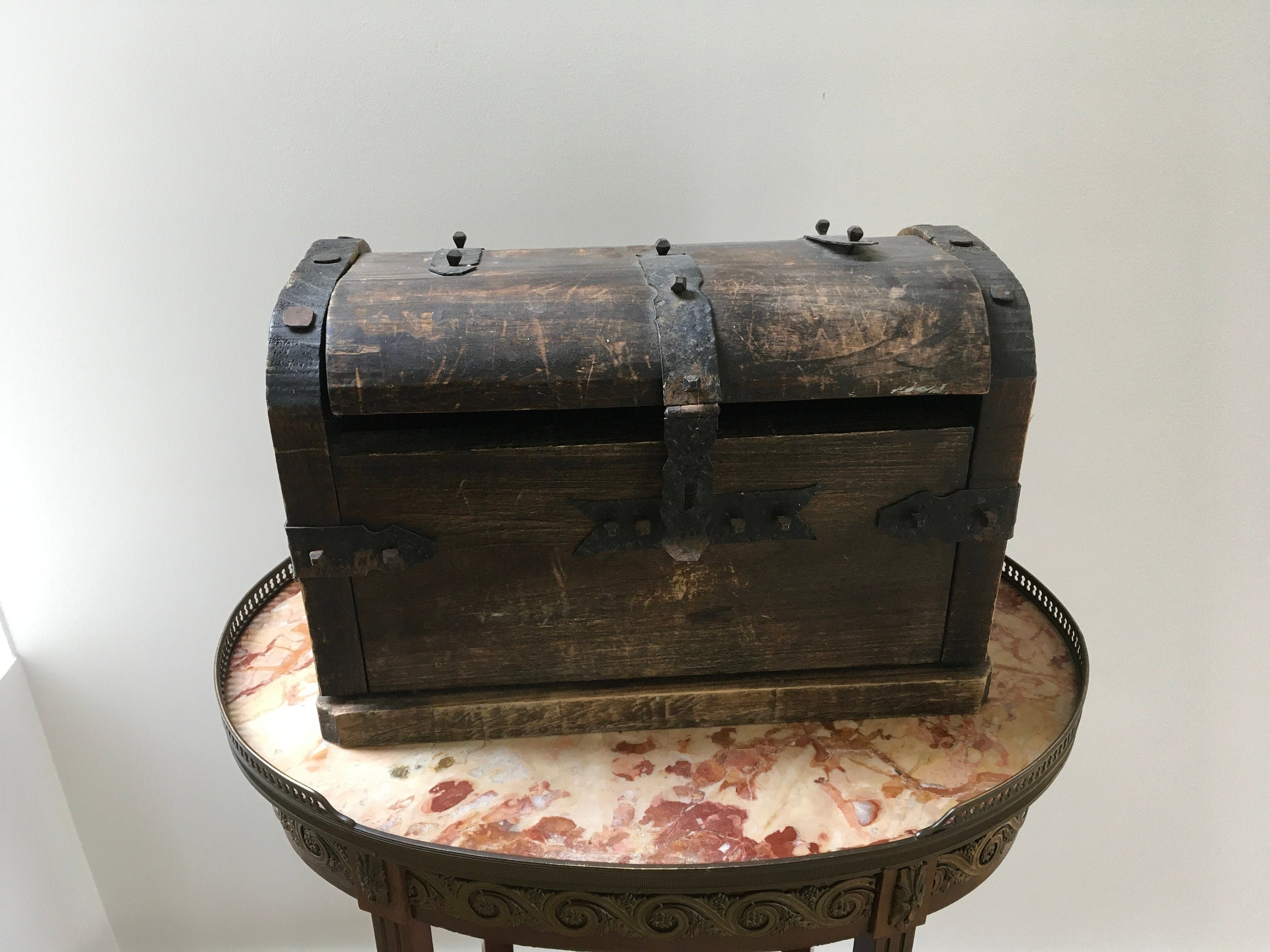 Antiguo cofre del tesoro de madera hecho a mano. - Etsy España