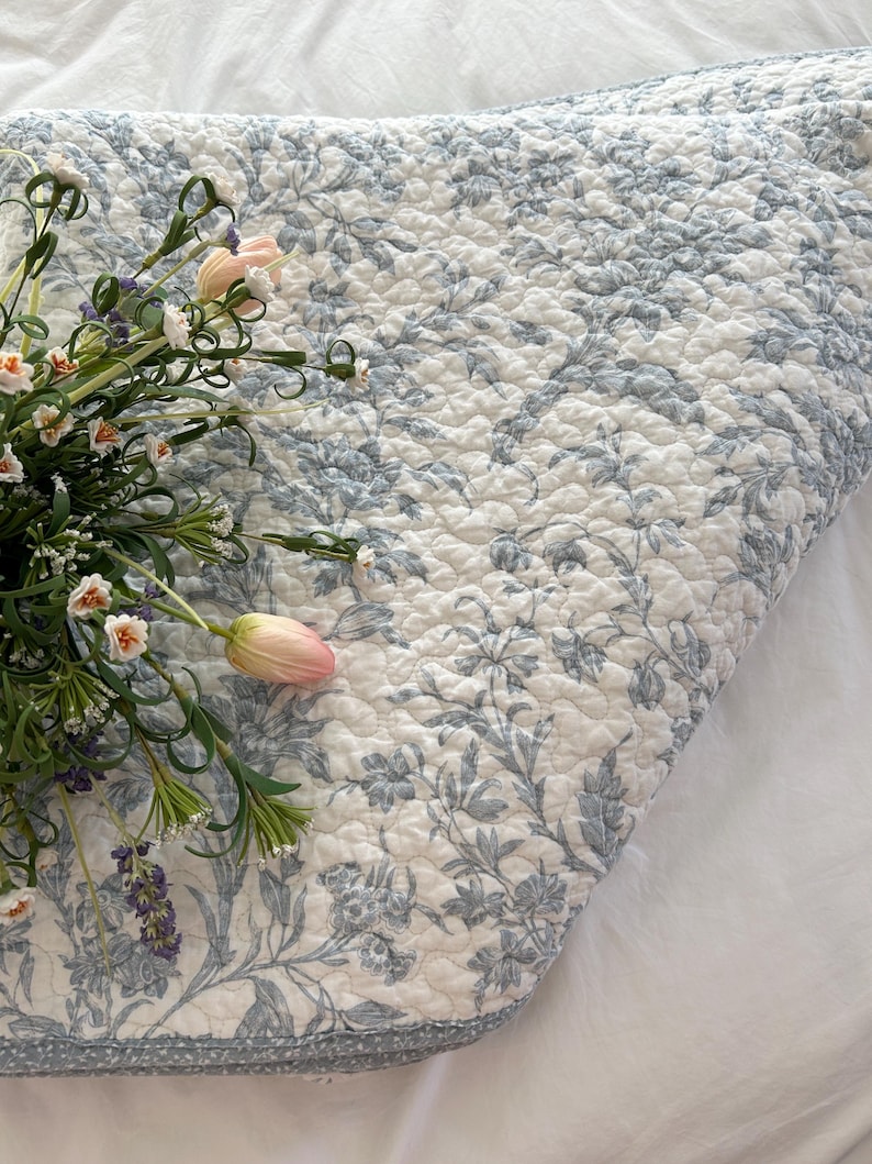 French Country Light Blue and White Bed Quilt, Laura Ashley Shabby Chic ...