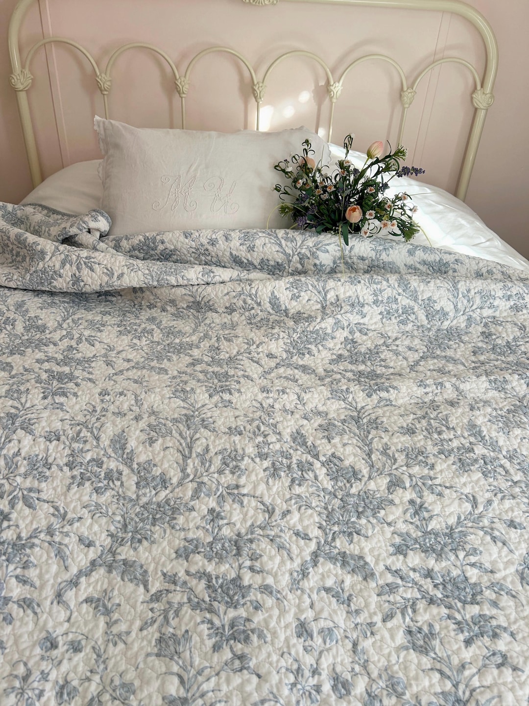 French Country Light Blue and White Bed Quilt, Laura Ashley Shabby Chic ...