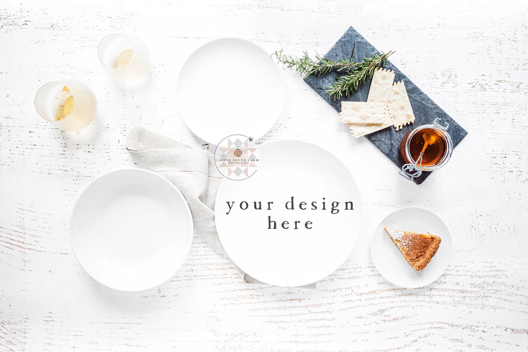 Place Setting Mockup | Dinnerware and Plate Mockup | Simplistic ...