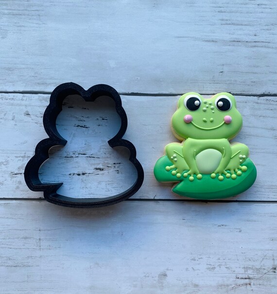 Frog on Lily Pad Cookie Cutter - Etsy